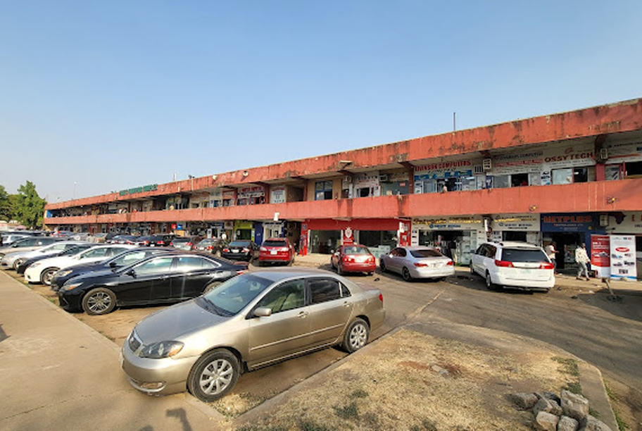 Zone 3 Shopping Complex - AFRICA's NEXUS